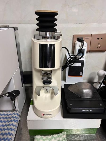 现磨咖啡机多少钱一台_家用商用价格差多少-第2张图片-山城妙识 现磨咖啡机多少钱一台_家用商用价格差多少-第2张图片-山城妙识