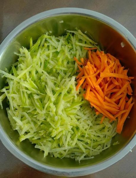 萝卜丝馅饼怎么做_萝卜丝馅饼热量高吗-第1张图片-山城妙识