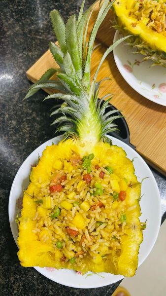 菠萝蒸米饭怎么做_菠萝蒸米饭要蒸多久-第3张图片-山城妙识