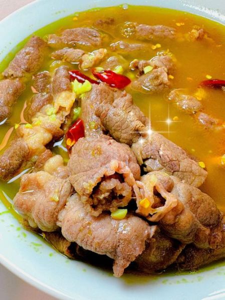 肥牛汤怎么做_肥牛汤的家常做法-第1张图片-山城妙识