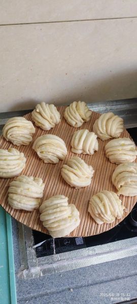 蒸花卷怎么松软又好吃_蒸花卷不塌陷的秘诀-第3张图片-山城妙识