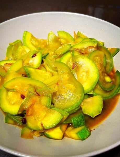 西葫芦怎么炒好吃_家常西葫芦做法大全-第2张图片-山城妙识