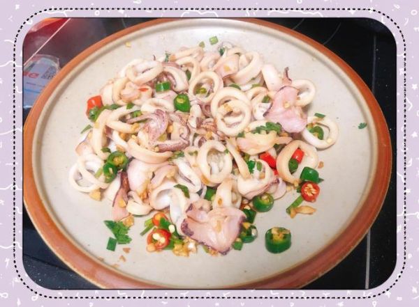 小鱿鱼的营养价值_小鱿鱼适合什么人吃-第2张图片-山城妙识