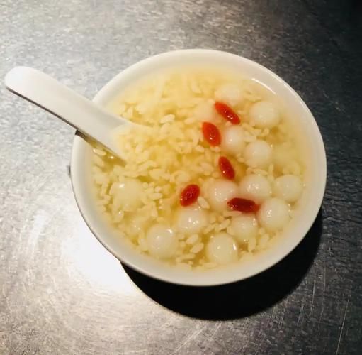 酒糟汤圆的做法大全_酒糟汤圆怎么煮不酸-第3张图片-山城妙识