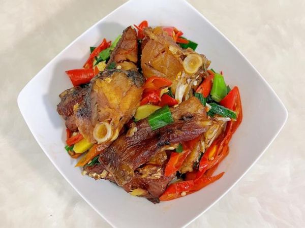 腊鱼块怎么做好吃_腊鱼块的家常做法-第2张图片-山城妙识 腊鱼块怎么做好吃_腊鱼块的家常做法-第2张图片-山城妙识