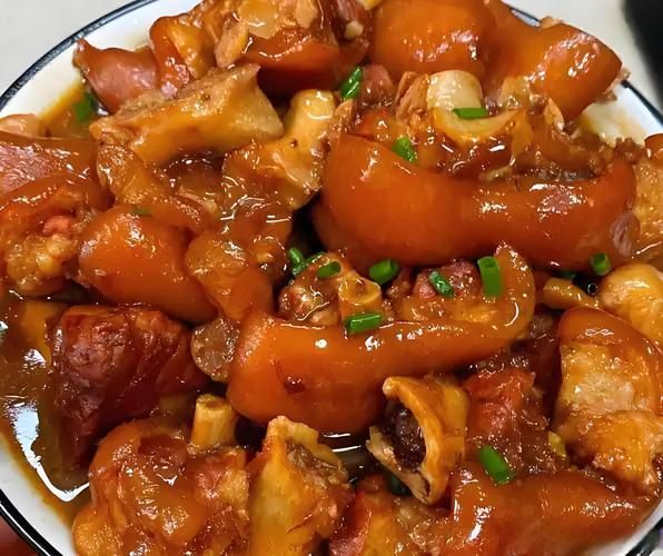 红烧猪蹄儿怎么做_红烧猪蹄儿的家常做法-第1张图片-山城妙识