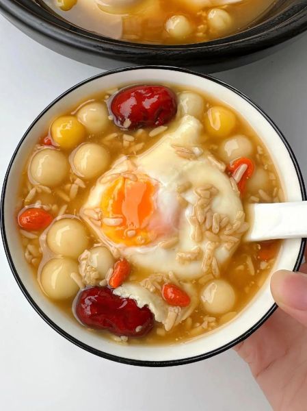 甜酒煮鸡蛋的做法窍门_甜酒鸡蛋怎么煮不腥-第1张图片-山城妙识