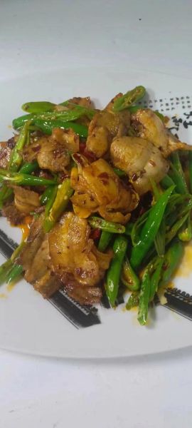 青椒回锅肉盖饭怎么做_回锅肉盖饭热量高吗-第1张图片-山城妙识 青椒回锅肉盖饭怎么做_回锅肉盖饭热量高吗-第1张图片-山城妙识