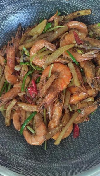 香辣虾怎么做_香辣虾的简单做法-第2张图片-山城妙识