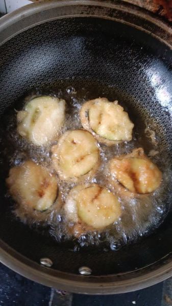 炸茄夹子怎么做_炸茄夹子家常做法步骤-第1张图片-山城妙识 炸茄夹子怎么做_炸茄夹子家常做法步骤-第1张图片-山城妙识