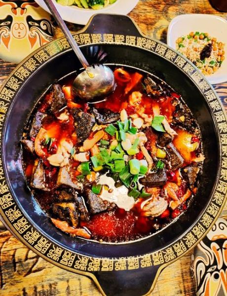 肥肠鱼火锅怎么做_肥肠鱼火锅底料推荐-第3张图片-山城妙识