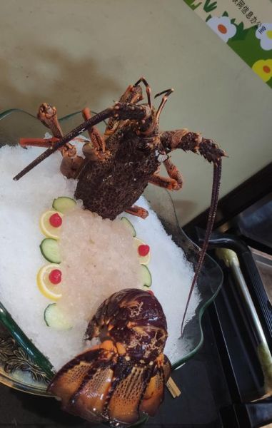 澳洲大龙虾怎么吃_澳洲龙虾做法大全-第1张图片-山城妙识