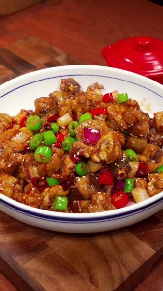 干锅鸡怎么做好吃_干锅鸡的做法步骤-第1张图片-山城妙识 干锅鸡怎么做好吃_干锅鸡的做法步骤-第1张图片-山城妙识