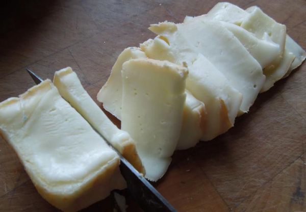 奶酪是什么味道_奶酪味道像什么-第1张图片-山城妙识 奶酪是什么味道_奶酪味道像什么-第1张图片-山城妙识