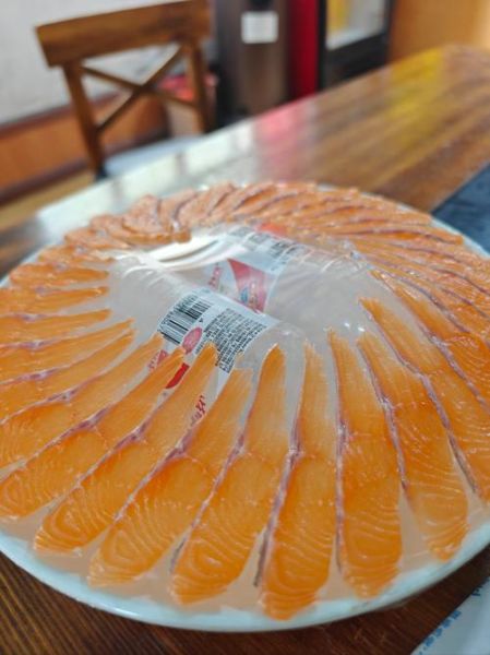 红鳟鱼一斤多少钱_红鳟鱼价格为什么差距大-第3张图片-山城妙识