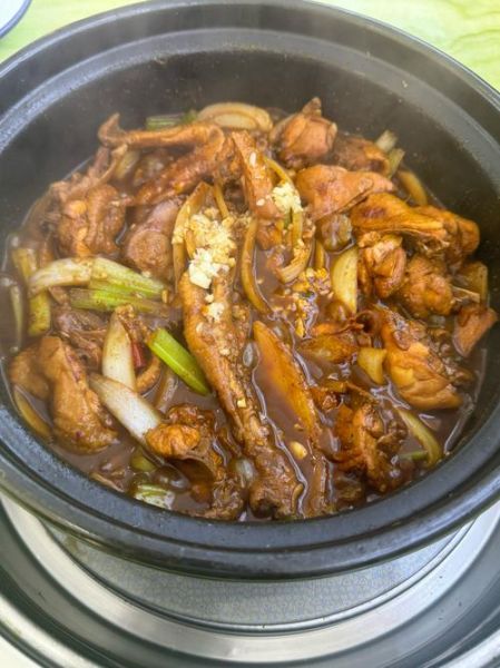 鸡肉汤锅怎么做_鸡肉汤锅需要焯水吗-第1张图片-山城妙识