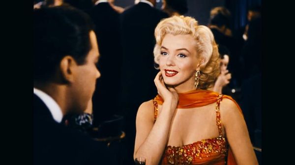 果冻传媒玛丽莲是谁_果冻传媒玛丽莲作品有哪些-第2张图片-山城妙识