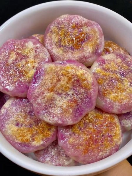 紫薯饼怎么做_紫薯饼的家常做法-第1张图片-山城妙识