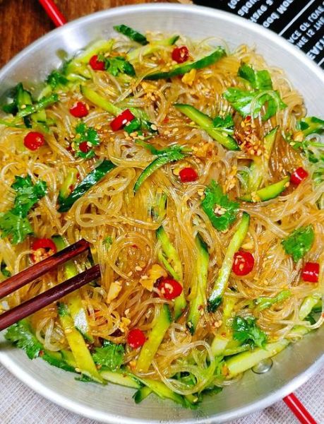 拌粉丝的家常做法_粉丝怎么拌才好吃-第2张图片-山城妙识