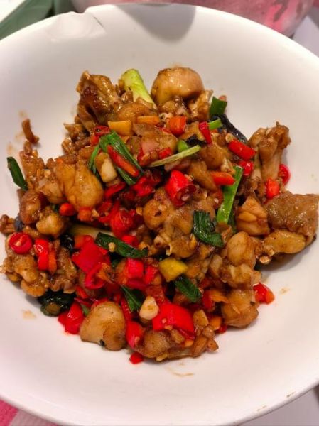 辣椒炒瘦肉怎么炒才好吃_辣椒炒瘦肉的秘诀-第1张图片-山城妙识