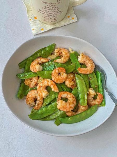 荷兰豆炒虾仁怎么炒才脆_荷兰豆炒虾仁需要焯水吗-第2张图片-山城妙识