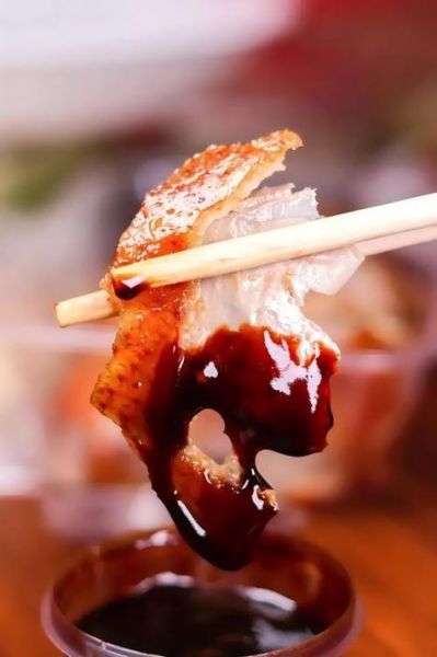 烤鸭卷饼怎么做_烤鸭卷饼皮怎么选-第1张图片-山城妙识