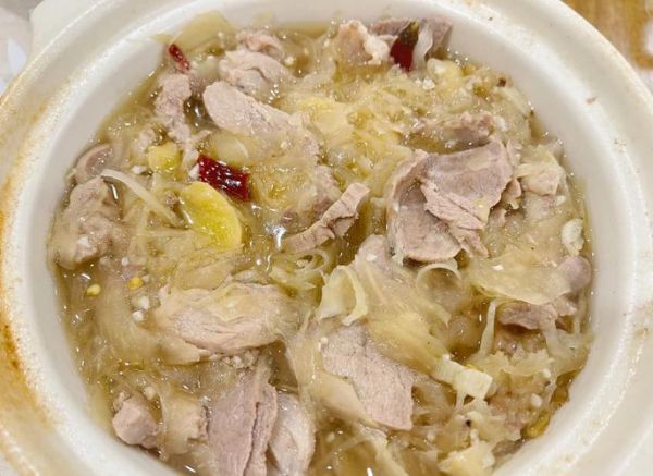 酸菜白肉怎么做_酸菜白肉最正宗的做法-第3张图片-山城妙识