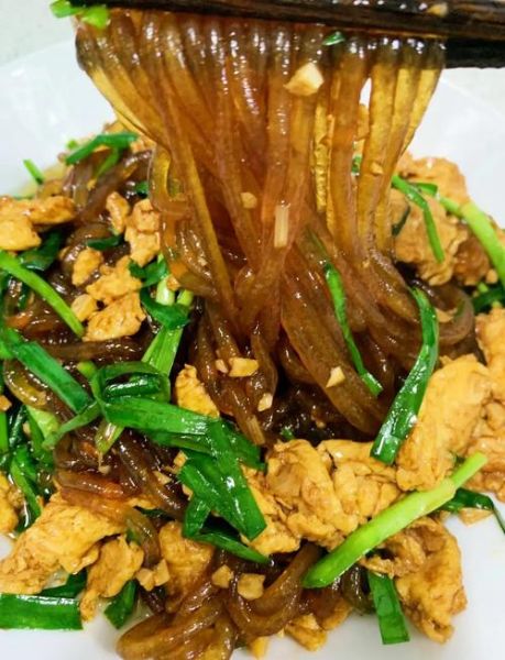 新鲜粉条怎么炒不粘锅_家常做法步骤-第1张图片-山城妙识