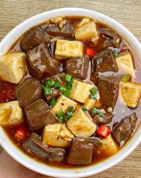 炒猪血豆腐怎么做好吃_炒猪血豆腐的家常做法-第2张图片-山城妙识