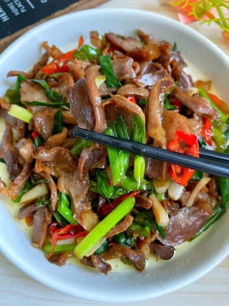 鸡胗炒尖椒怎么做好吃又简单_鸡胗炒尖椒的家常做法-第3张图片-山城妙识