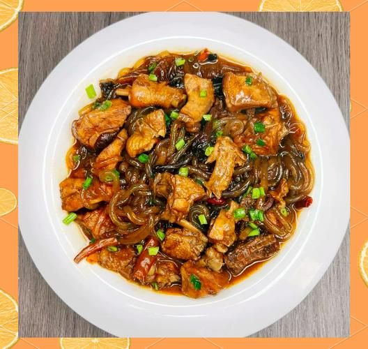 小鸡炖蘑菇的家常做法_怎样炖出鸡肉不柴汤更鲜-第3张图片-山城妙识