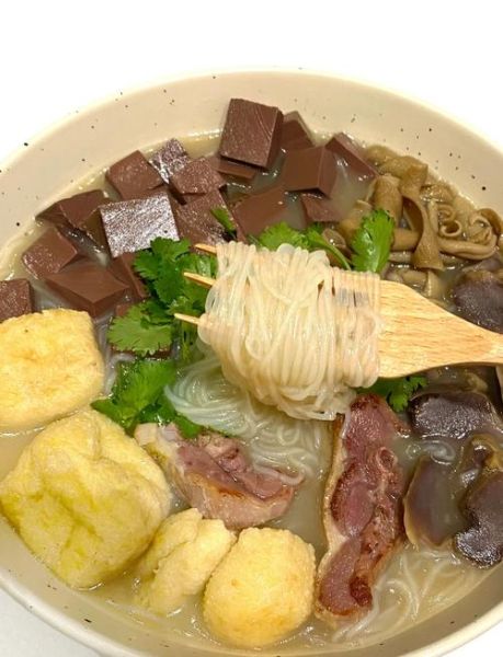 鸭血粉丝煲的做法_鸭血粉丝煲的热量高吗-第2张图片-山城妙识