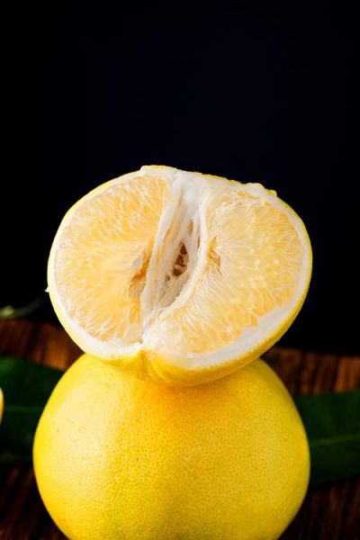 葡萄柚图片怎么拍好看_葡萄柚图片拍摄技巧-第1张图片-山城妙识