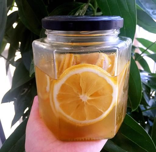 蜂蜜柠檬水怎么做_蜂蜜柠檬水能保存多久-第2张图片-山城妙识 蜂蜜柠檬水怎么做_蜂蜜柠檬水能保存多久-第2张图片-山城妙识