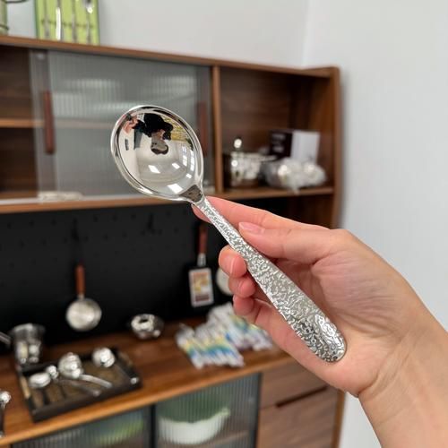 调羹和勺子的区别_哪个更适合喝汤-第1张图片-山城妙识