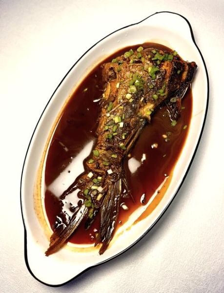 红烧菜系怎么做_红烧菜用什么酱油最好-第1张图片-山城妙识