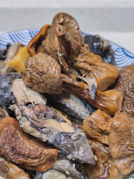 干松茸炖鸡的做法_干松茸炖鸡怎么做好吃-第2张图片-山城妙识