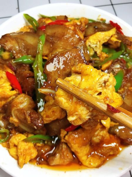 农家一碗香怎么做_农家一碗香用什么肉-第1张图片-山城妙识