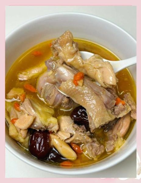 红参炖鸡的做法大全_红参炖鸡怎么炖才补-第1张图片-山城妙识 红参炖鸡的做法大全_红参炖鸡怎么炖才补-第1张图片-山城妙识