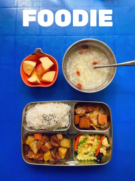 小学生托管班午餐吃什么_如何搭配营养-第1张图片-山城妙识