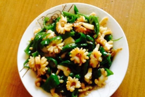 爆炒墨鱼花怎么做_爆炒墨鱼花焯水吗-第2张图片-山城妙识 爆炒墨鱼花怎么做_爆炒墨鱼花焯水吗-第2张图片-山城妙识