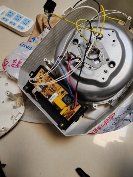 奔腾电饭煲维修点在哪里_售后电话是多少-第3张图片-山城妙识