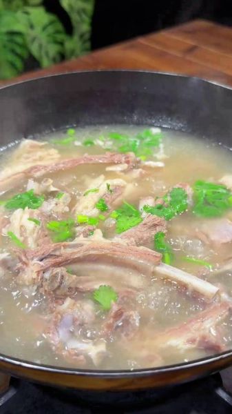 清炖羊排骨怎么做才好吃_清炖羊排骨放什么调料-第2张图片-山城妙识