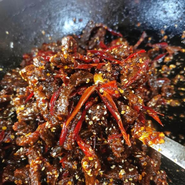 麻辣牛肉干怎么做才够味_正宗川味做法揭秘-第2张图片-山城妙识