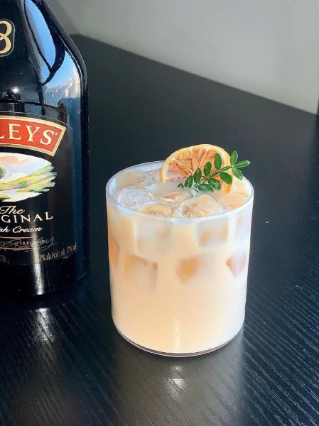 百利甜酒对女性有什么好处_女生喝百利甜会胖吗-第2张图片-山城妙识