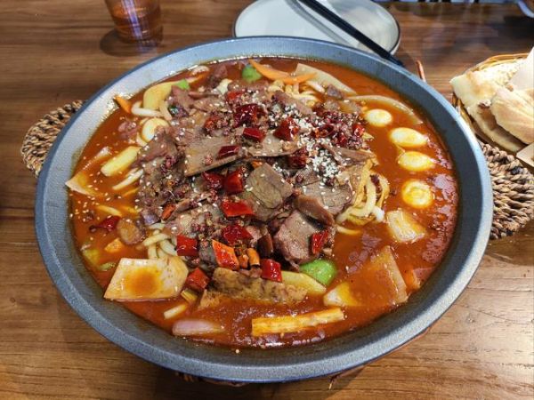 炖驴肉怎么做好吃_炖驴肉的做法大全-第1张图片-山城妙识