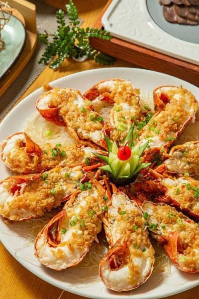 蒜蓉蒸小青龙虾怎么做_蒜蓉蒸小青龙虾蒸多久-第1张图片-山城妙识 蒜蓉蒸小青龙虾怎么做_蒜蓉蒸小青龙虾蒸多久-第1张图片-山城妙识