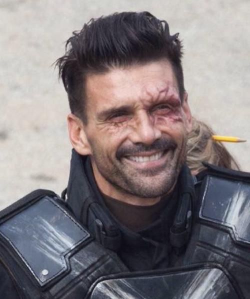 交叉骨扮演者是谁_弗兰克·格里罗个人资料-第1张图片-山城妙识