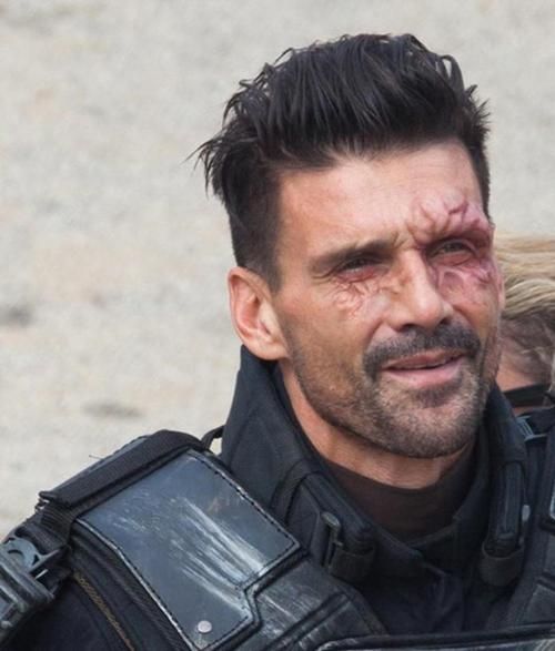 交叉骨扮演者是谁_弗兰克·格里罗个人资料-第2张图片-山城妙识