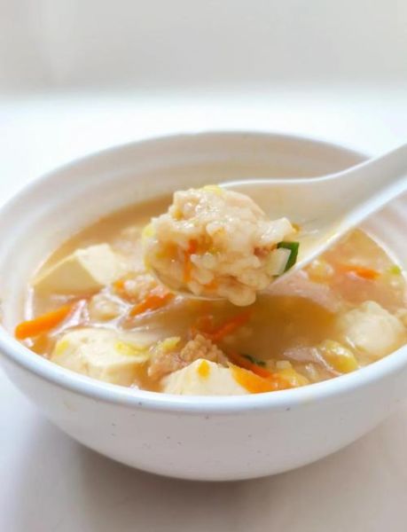 汆丸子肉馅怎么调好吃_汆丸子肉馅配方比例-第3张图片-山城妙识 汆丸子肉馅怎么调好吃_汆丸子肉馅配方比例-第3张图片-山城妙识